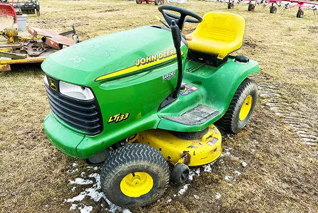 John Deere LT133 Price, Specification, Reviews, and Attachments